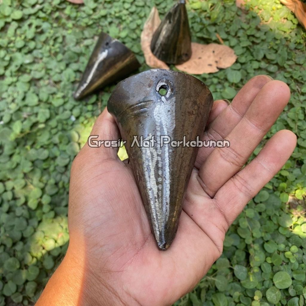 Jual ALAT TANAM JAGUNG DAN BENIH PERTANIAN / GEJIK / TAJU / TONJO ALAT ...