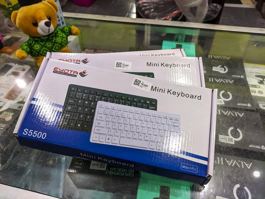 Jual Keyboard Mini Eyota S5500 Wired USB - Hitam | Renos